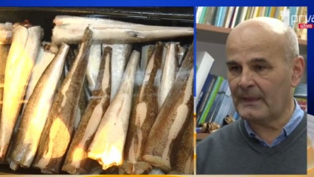 Kako da prepoznamo da li je riba na tezgama SVEŽA ILI POKVARENA? Prilikom kupovine obratite ...